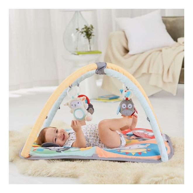 Skip Hop mata edukacyjna Hug & Hide | TOMI.pl